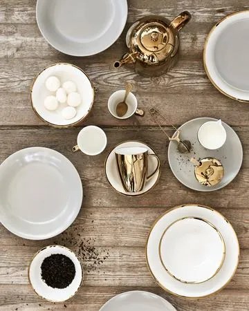 vtwonen Gold set 2 hrnečků 250 ml - zlaté (Luxusní zlaté porcelánové hrnky 250 ml)