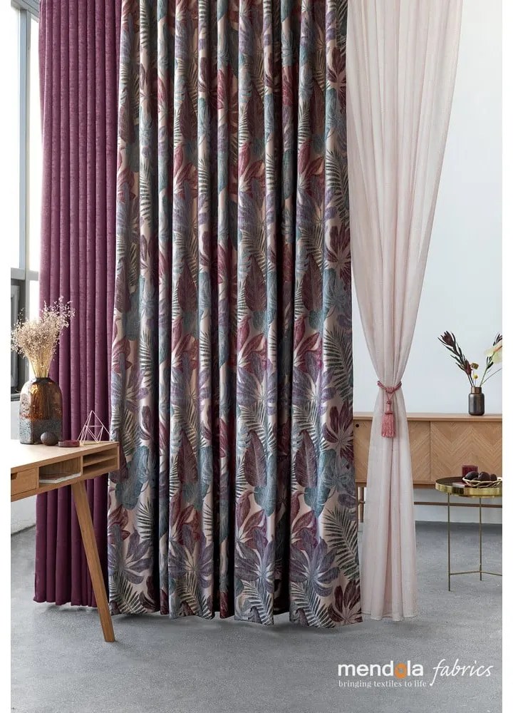 Růžová záclona 140x260 cm Modena – Mendola Fabrics