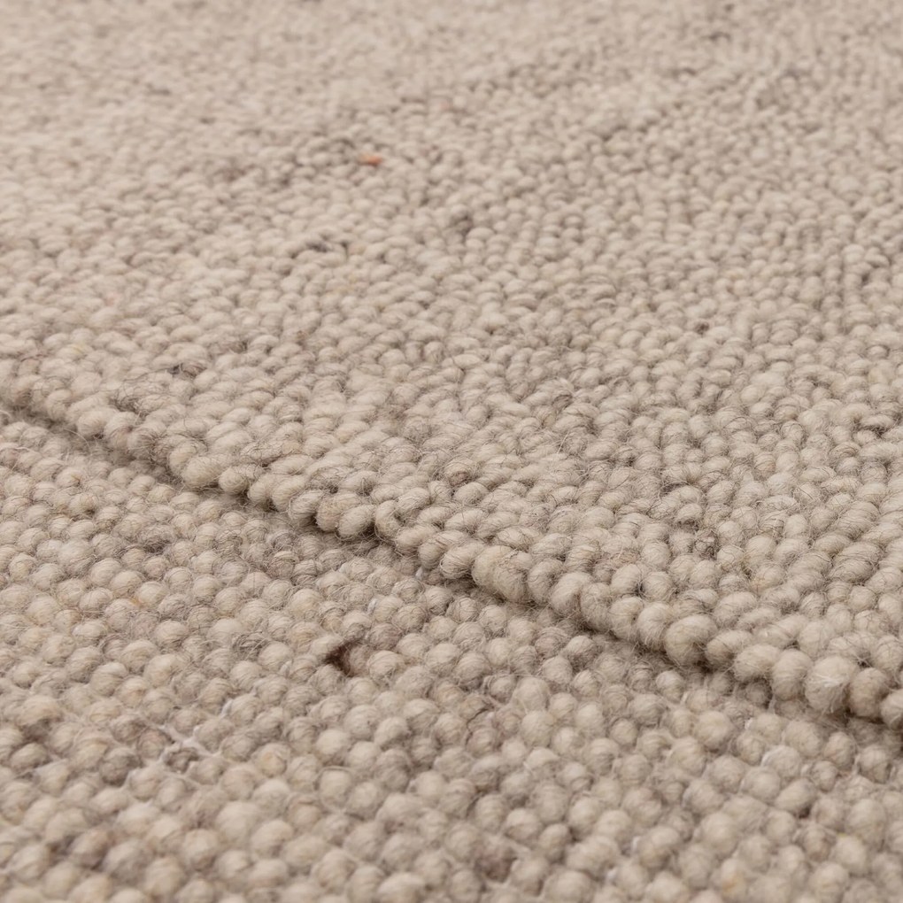Tribeca Design Kusový koberec Gozart Beige Rozměry: 160x230 cm