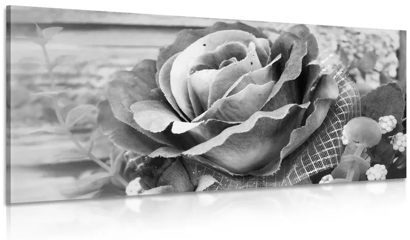 Obraz elegantní vintage růže v černobílém provedení - 120x60