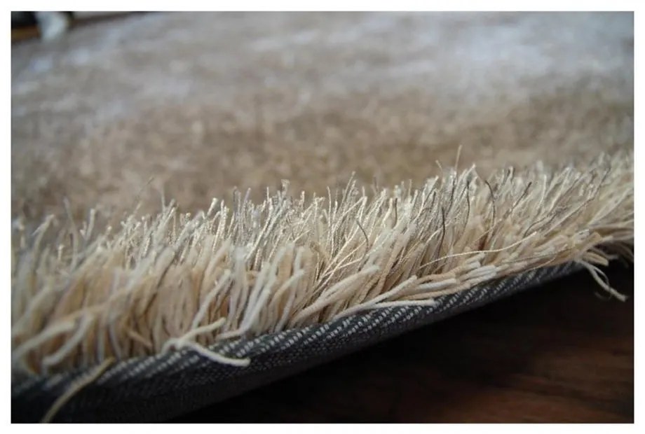 Luxusní kusový koberec Shaggy Love béžový 130x190cm
