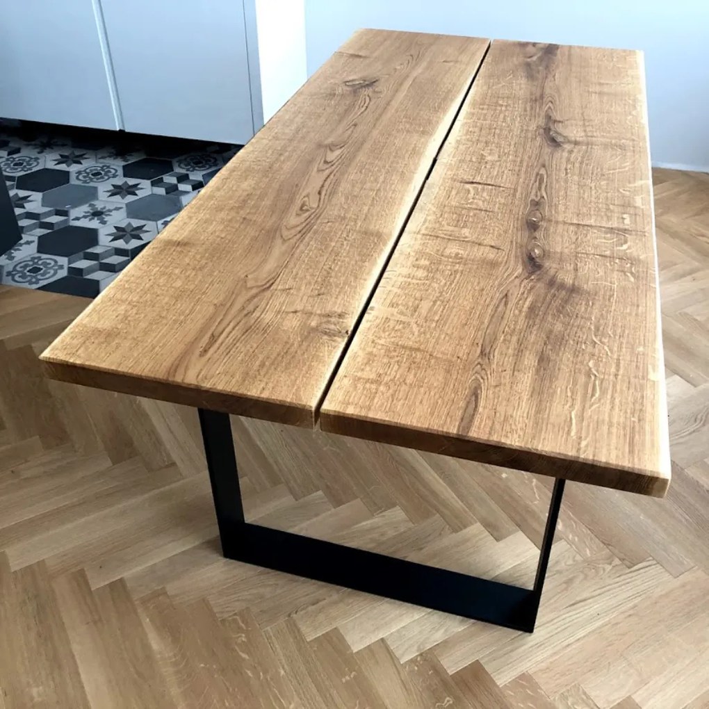 KULHÁNEK Designový stůl ze 2 ks fošen Velikost desky: individuální, Odstín podnože: antracit - RAL 7016
