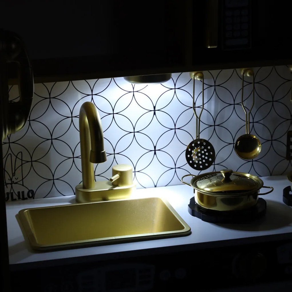 Creative Corner Dětská dřevěná kuchyňka s lednicí zlatá