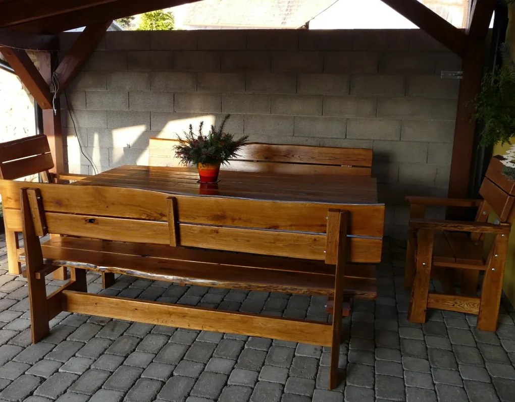 KULHÁNEK Zahradní dubová sestava - stůl, 2x lavice s opěradlem, 2x křeslo (rustikální provedení) Délka: 150 cm, Odstín nátěru: lazura - ořech