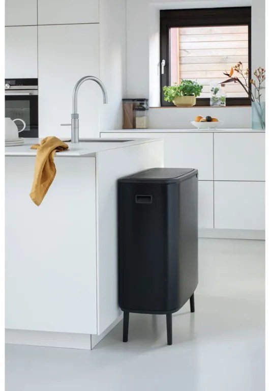 Brabantia BO TOUCH BIN HI Dotykový odpadkový koš 2x30 l - matná černá