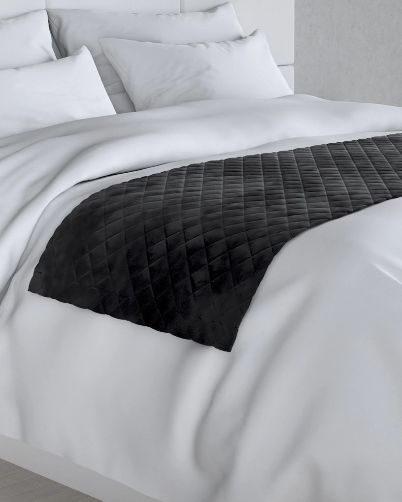 Hotelový přehoz – běhoun Velvet 60x200 cm barva černá látka lesklé, sametová