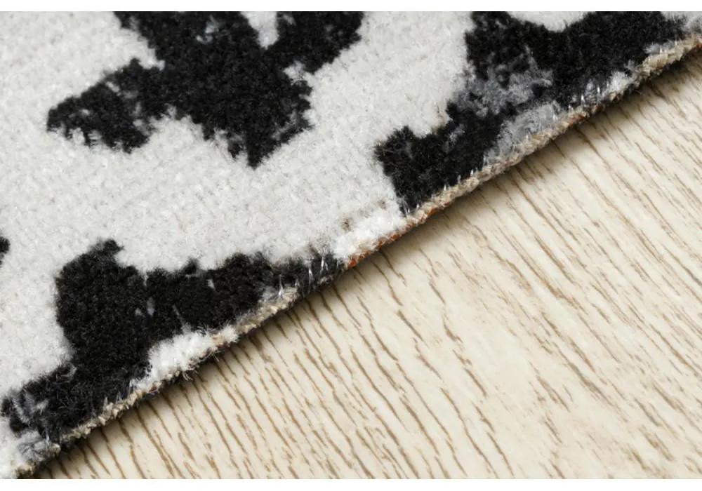 Kusový koberec Fabio černo krémový 140x190cm
