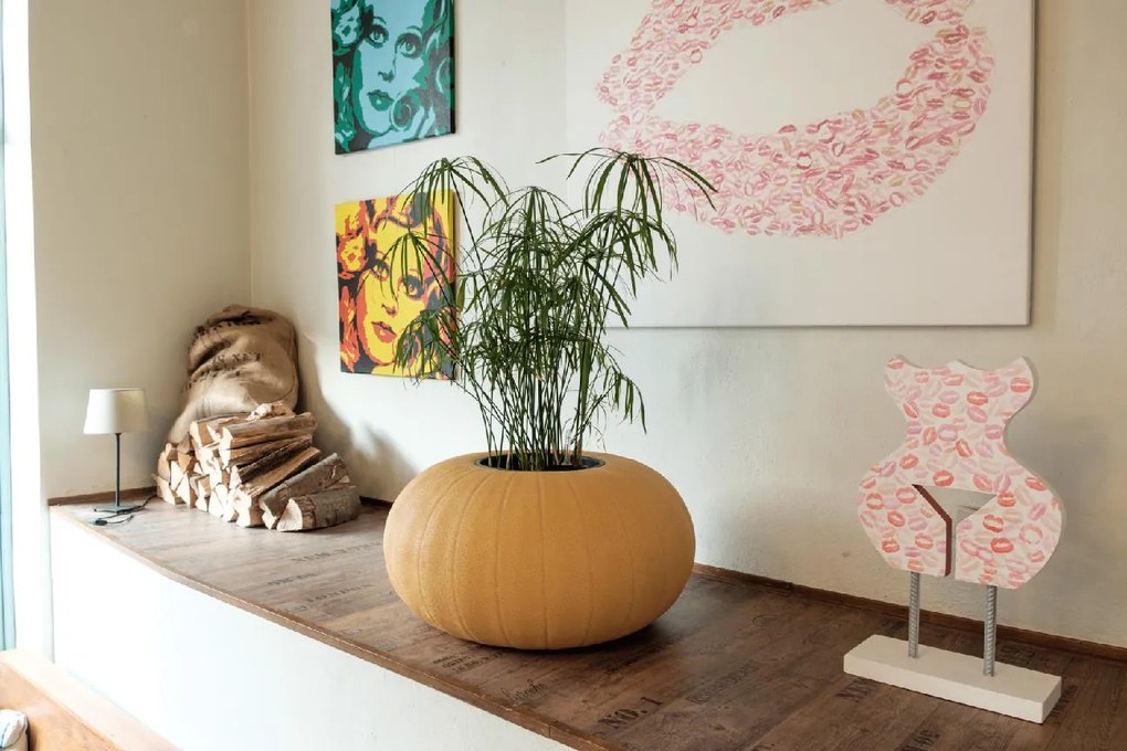 Kulatý květináč do interiéru PUMPKIN, šířka 75 cm, žlutá, outlet