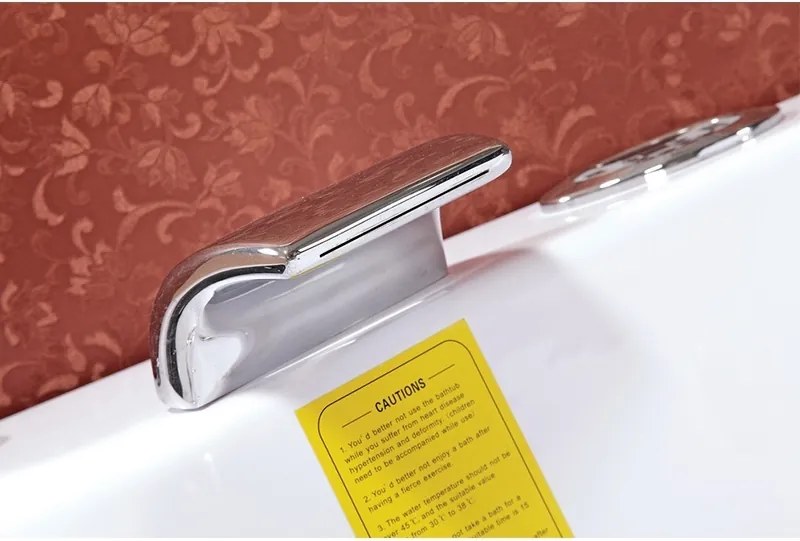 BPS-koupelny Hydromasážní vířivá vana TIGA 604H 152x152 s ohřevem vody