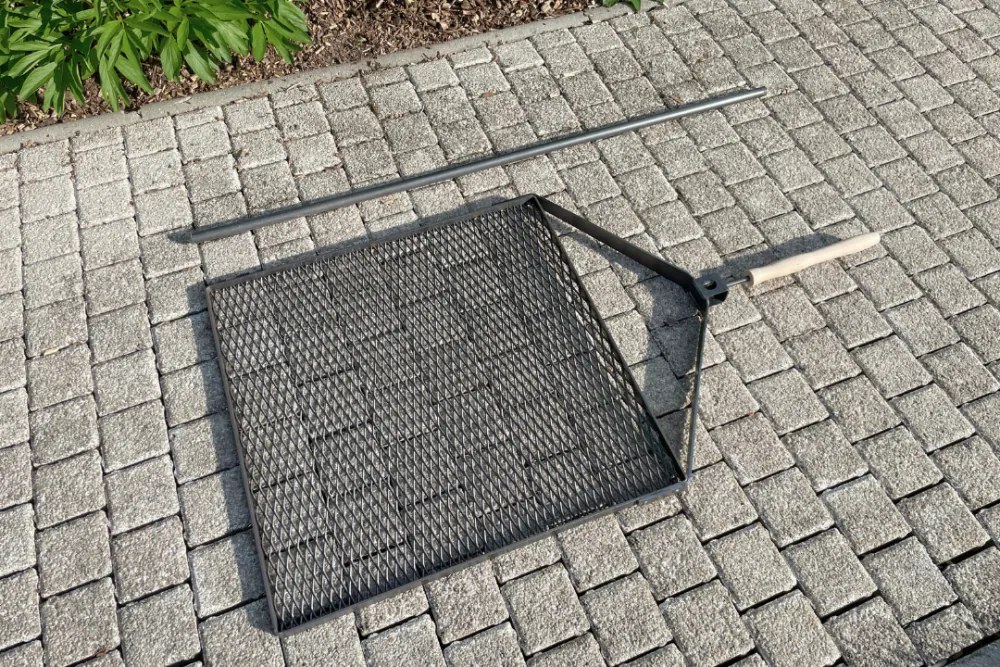Grilovací rošt polohovací čtvercový 60 x 60 cm ✔ Rošt se zemním pouzdrem