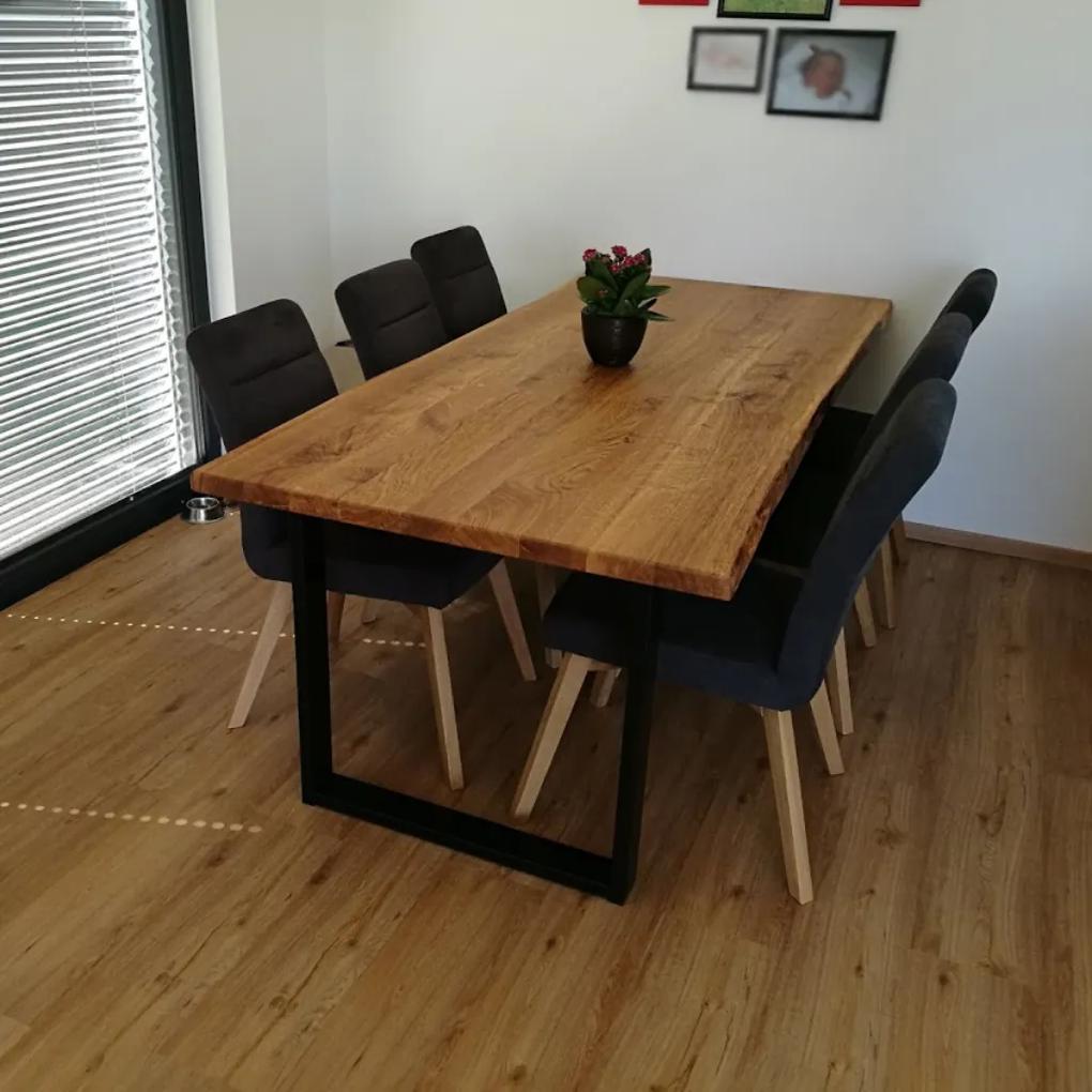 KULHÁNEK Masivní jídelní stůl s přírodní hranou a kovovou podnoží Velikost desky: 150x80 cm, Odstín podnože: černá - RAL 9005