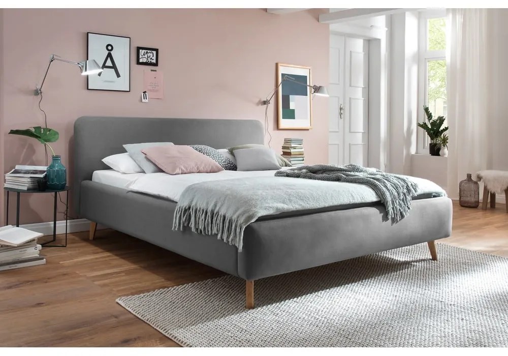 Šedá čalouněná dvoulůžková postel 180x200 cm Mattis – Meise Möbel