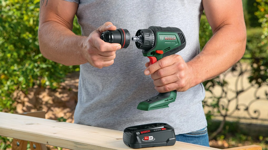 BOSCH Home & Garden Aku vrtačka Bosch AdvancedDrill 18V-80 + příslušenství