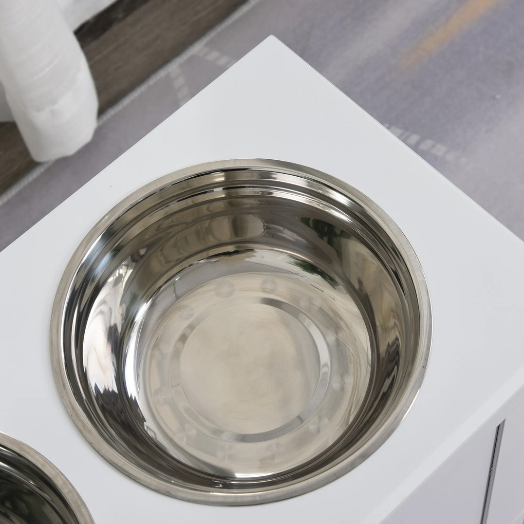 PawHut miska na krmivo pro psy s úložným prostorem 2 nerezové misky 60x30x41cm v bílé barvě pro psy | Aosom.de