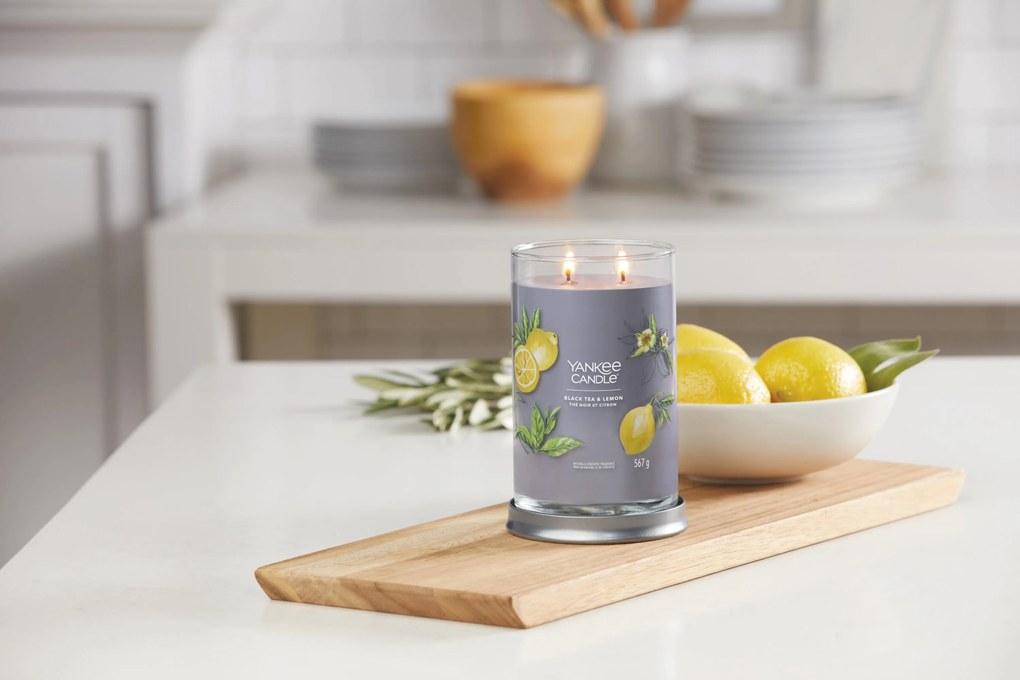 Yankee Candle – Signature Tumbler svíčka Black Tea & Lemon (Černý čaj s citrónem) Velikost: velká 567 g