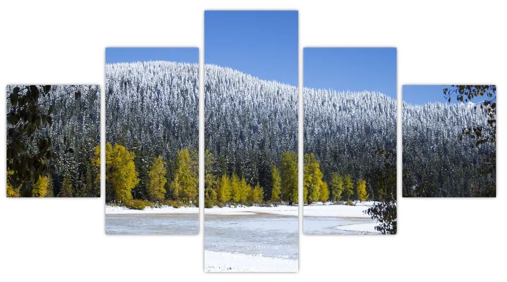 Obraz - zasněžené hory v zimě (125x70 cm)