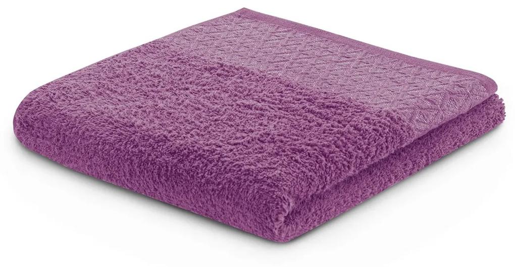 Bavlněný ručník DecoKing Andrea švestkový, velikost 30x50
