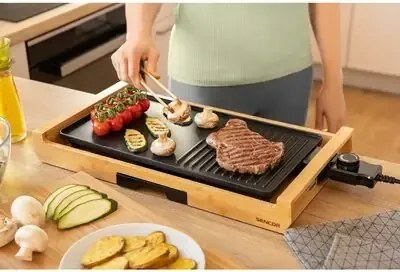 SENCOR SBG 206BK černá / Elektrický gril / 1800 W / Regulace teploty