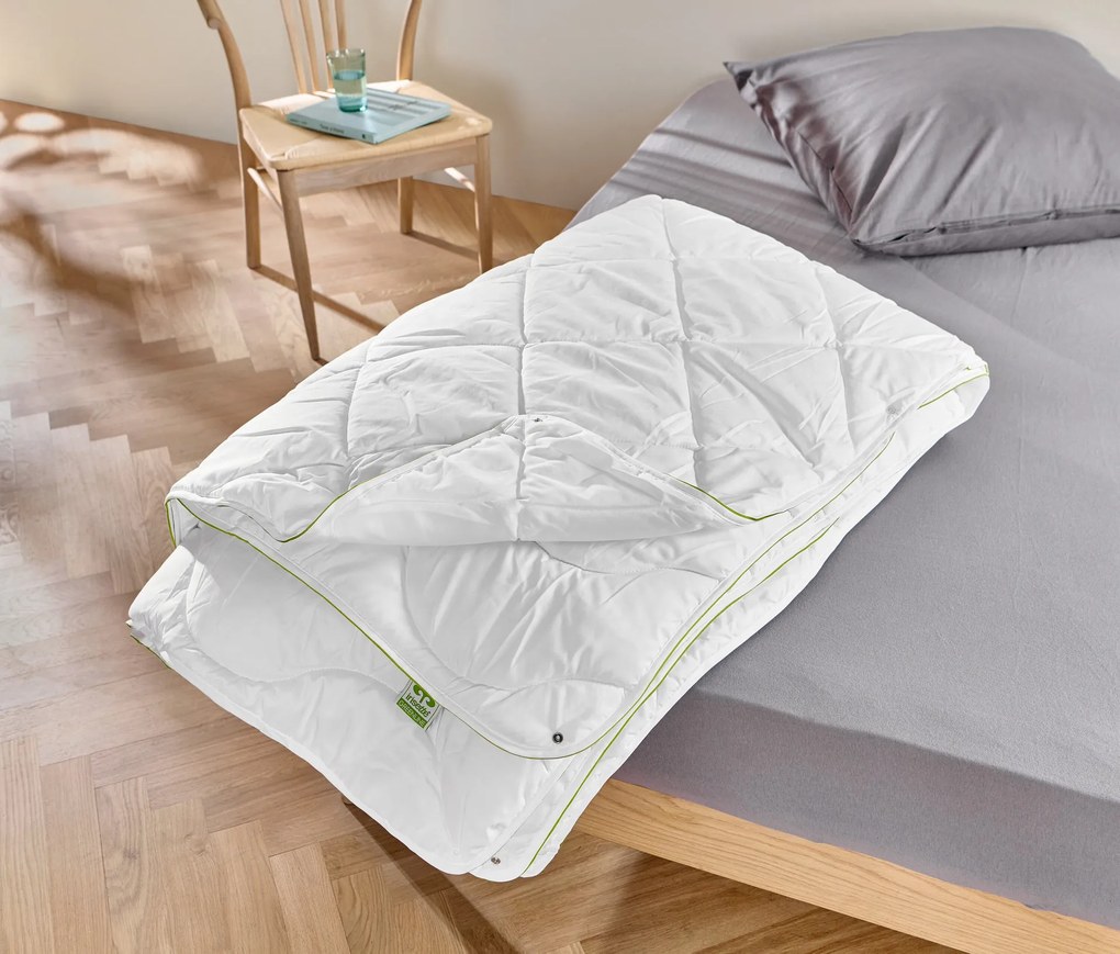 Celoroční prošívaná přikrývka Irisette® greenline, standardní velikost