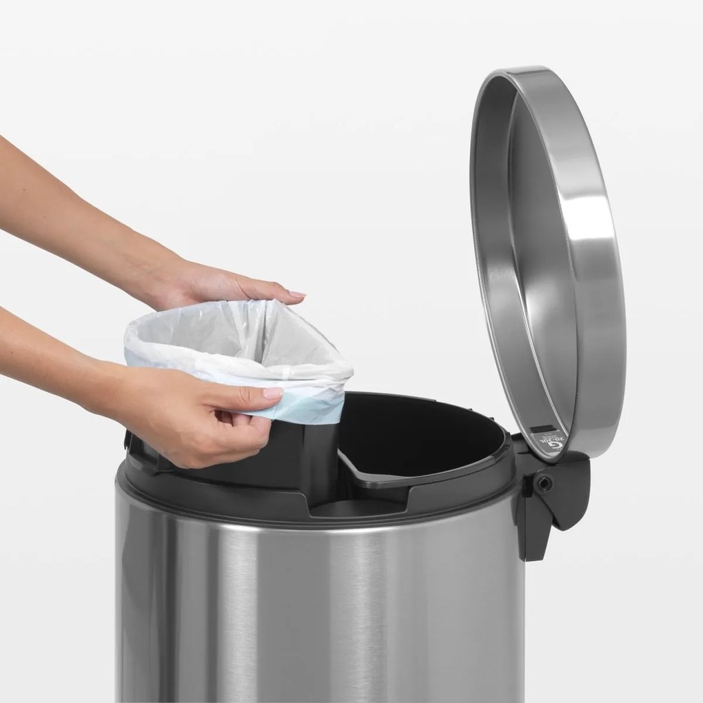 Pedálový koš Recycle Silent Brabantia - 2 x 20 l, matná ocel 424229