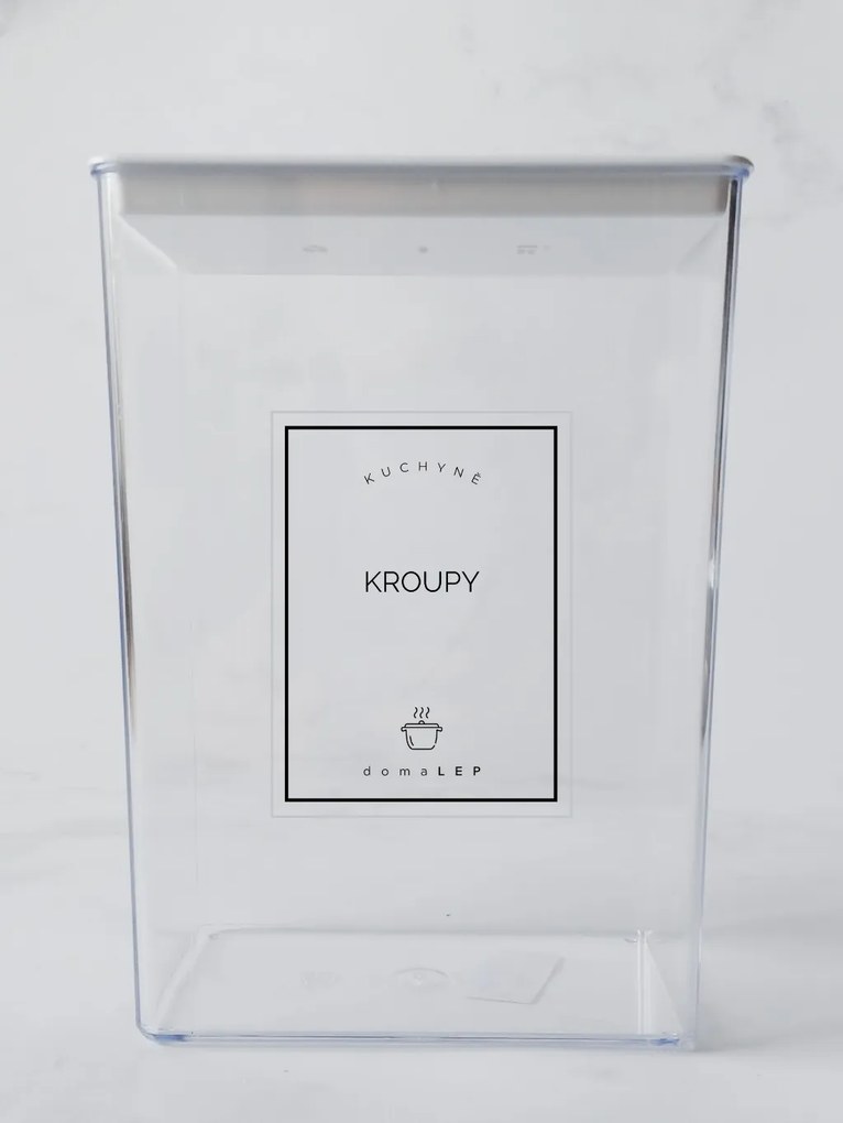 KROUPY – průhledná samolepka na dózu, základní písmo, 6 × 8 cm | DomaLEP