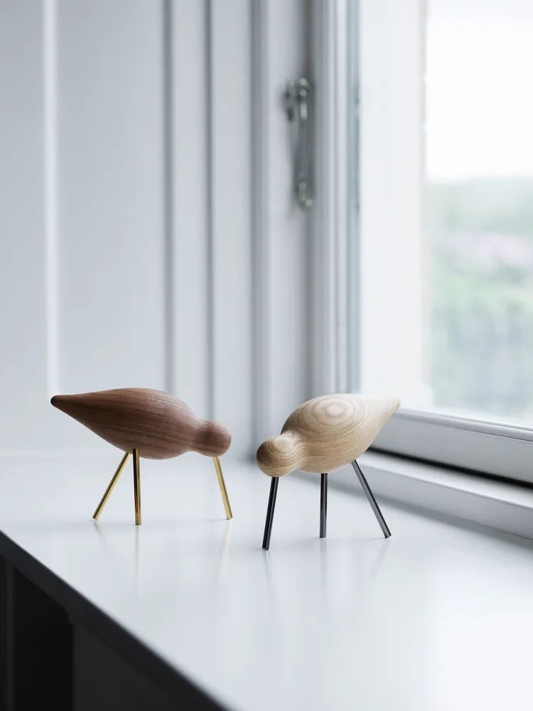 Normann Copenhagen Dřevěný ptáček Shorebird, malý, walnut/brass