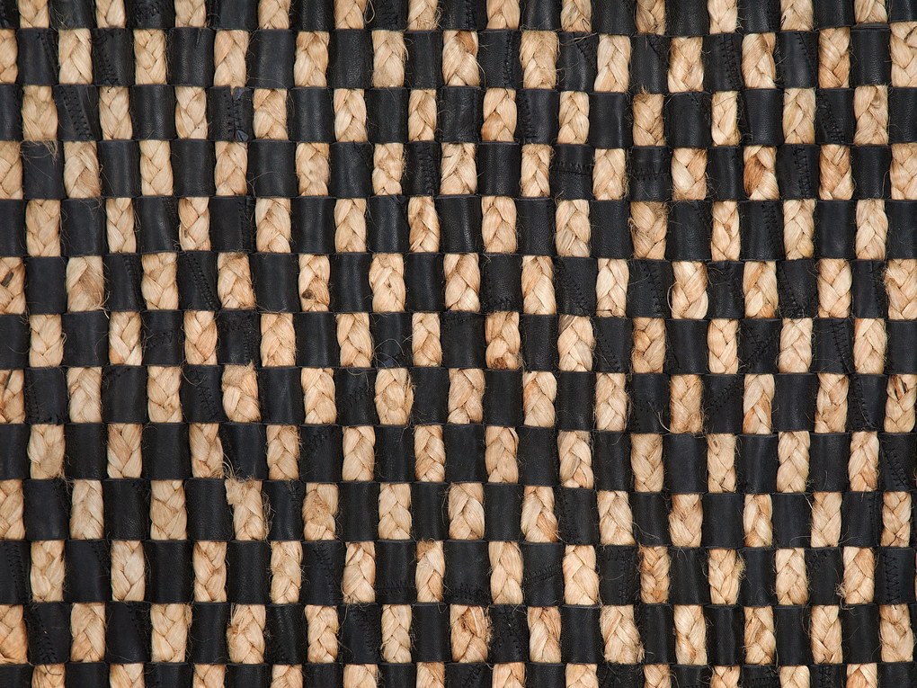 Kožený koberec 140 x 200 cm černý s béžovou GERCE II Beliani