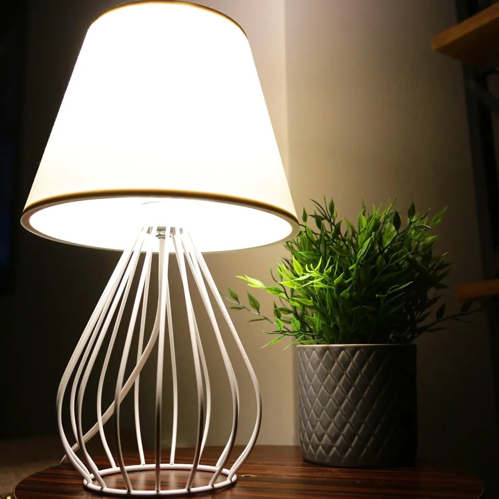 Stolní lampa Shade VI krémová