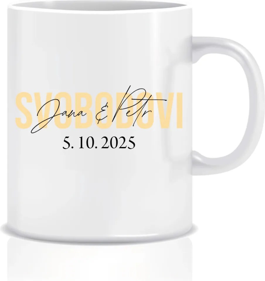 Personalizovaný klasický bílý keramický hrníček 300 ml se jmény novomanželů