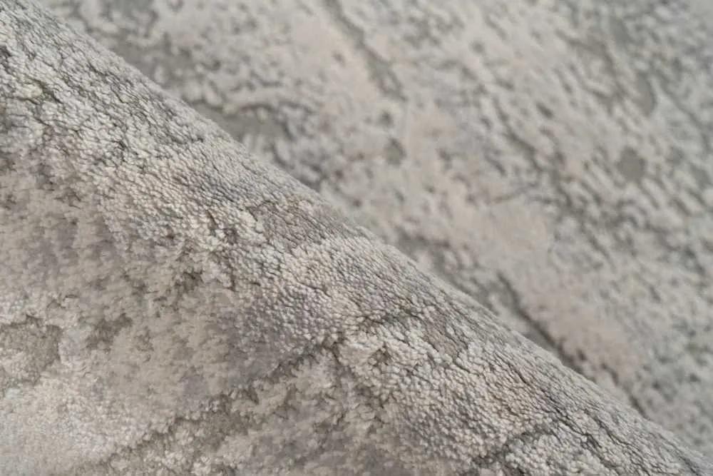 Lalee Kusový koberec Palais 504 Silver Rozměr koberce: 160 x 230 cm