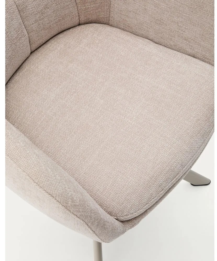 Béžové čalouněné jídelní křeslo s područkami Dorina – Kave Home