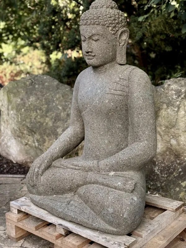Ručně tesaná socha Buddha ze sopečného kamene 80 - 150 cm 80 cm