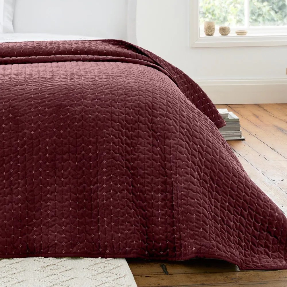 Vínový sametový prošívaný přehoz 240x260 cm Attica Velvet – Bianca