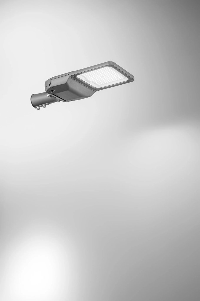 FAN LED-ROADWAY-100M Silniční LED světlo Roadway (šedé, kov) 100 W, 17 000 lm, 4000 K, CRI > 70, IK 08, IP65, 548 x 220 x 98 mm - FANEUROPE