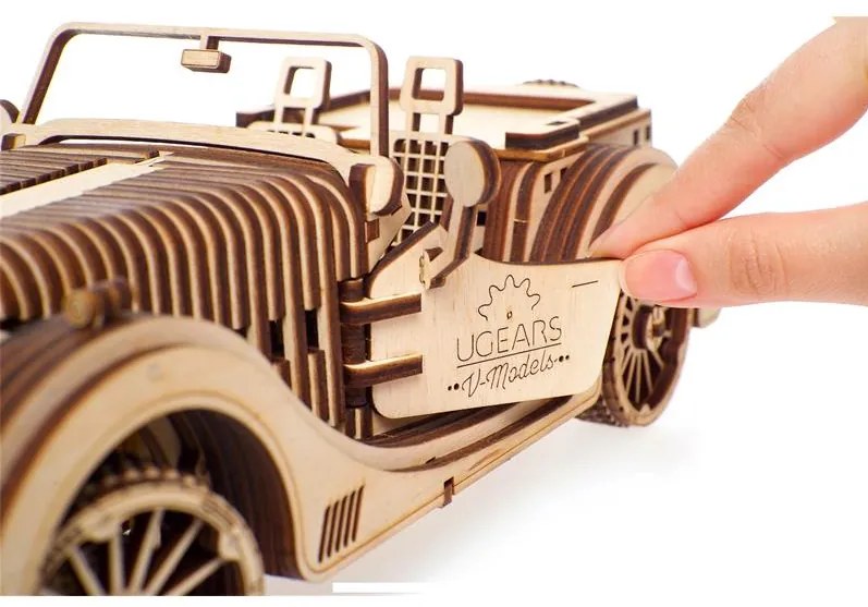 Ugears 3D dřevěné mechanické puzzle – Roadster VM-01 Auto (437 dílků)