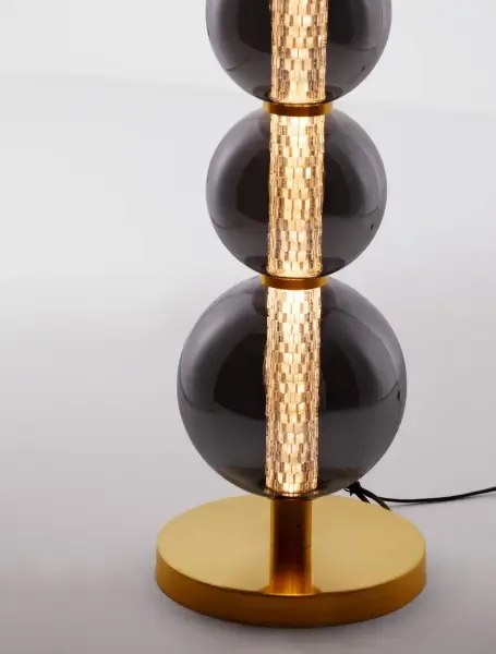 Designová stojací lampa Navi