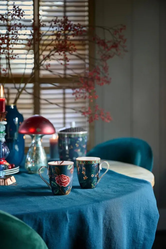 Pip Studio Berry Blues sada 2ks hrnků 350ml, modrá (Sada dvou kusů hrnků 350ml)