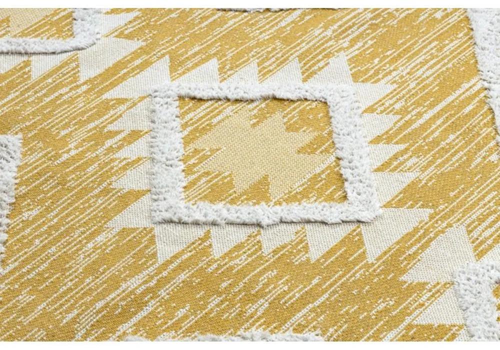 Kusový koberec Romba žlutý 136x190cm