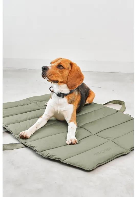 Cestovní deka pro psy MiaCara Strada olivová Velikost: S - 66 x 86 x 2,5 cm