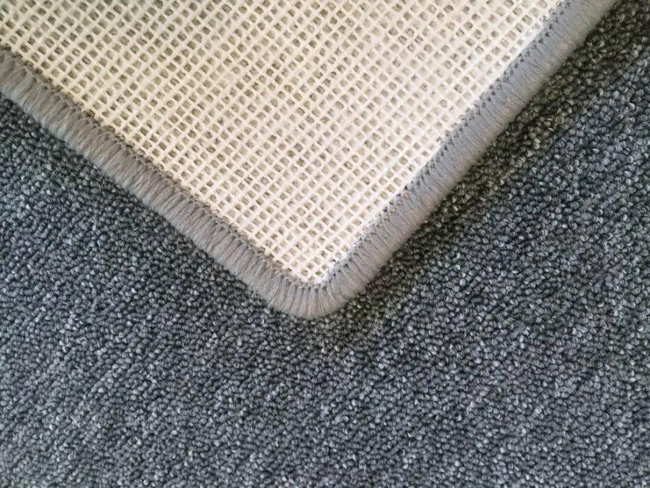 Kusový koberec Astra šedá (Varianta: 1 m2 bez obšití)