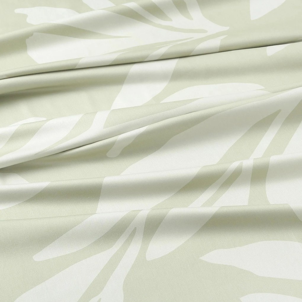 Goldea povlak na polštář z bavlněného saténu - abstraktní listy na pastelově zeleném 50 x 70 cm