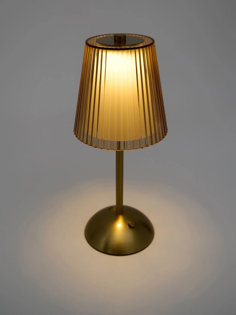 Sinsay - LED stolní lampa s žebrovaným stínidlem a zlatými prvky - hnědá