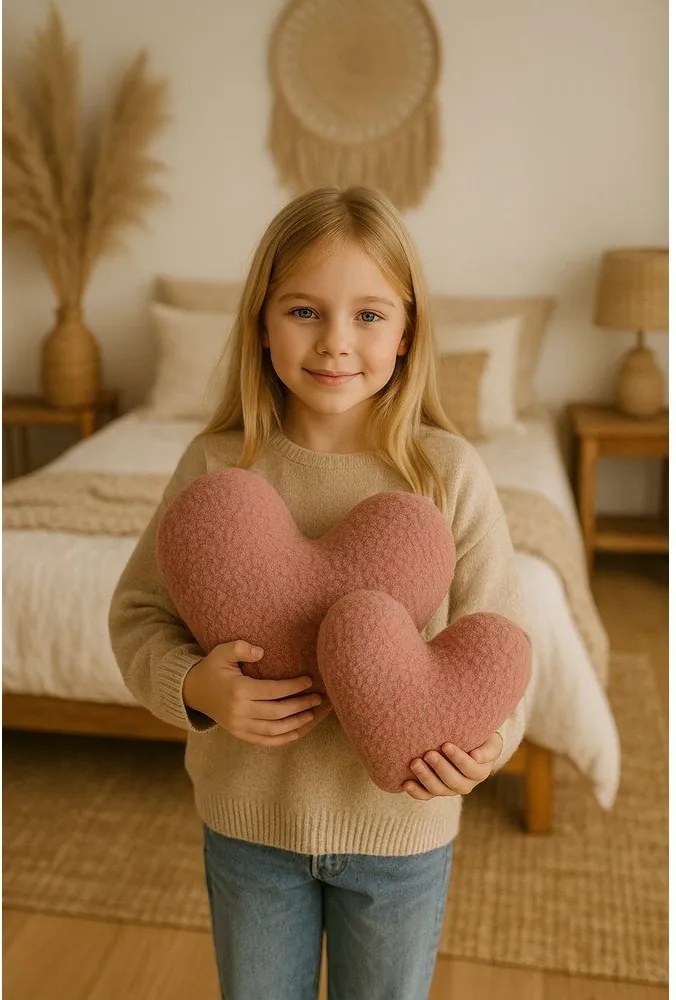 Dekorační polštář 38x33 cm Teddy Kalp – Mioli Decor
