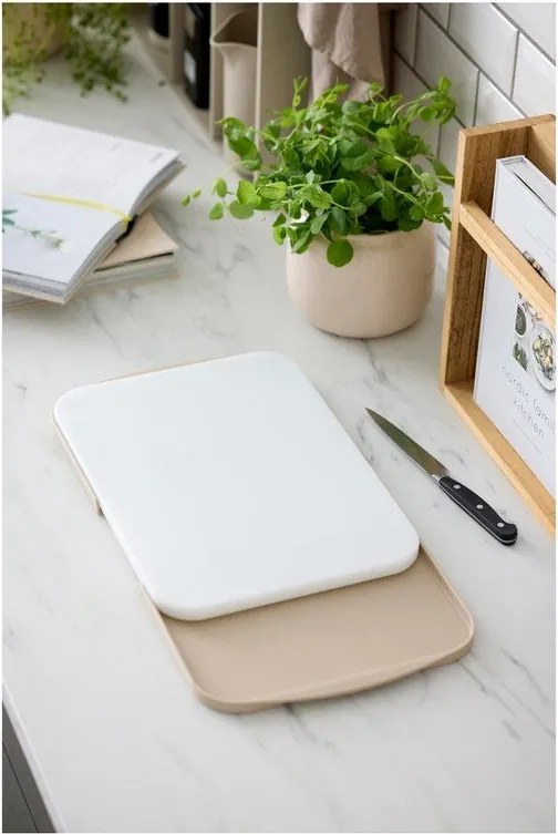 Plastové prkénko 40 x 27 cm Separa – Rosti