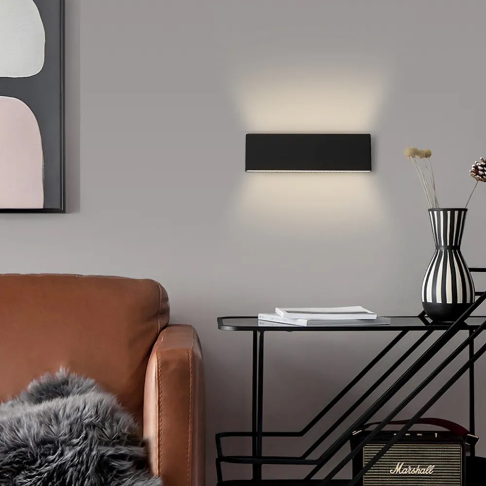 Immax NEO LISTON Smart nástěnné svítidlo 29cm 8W černé Zigbee 3.0