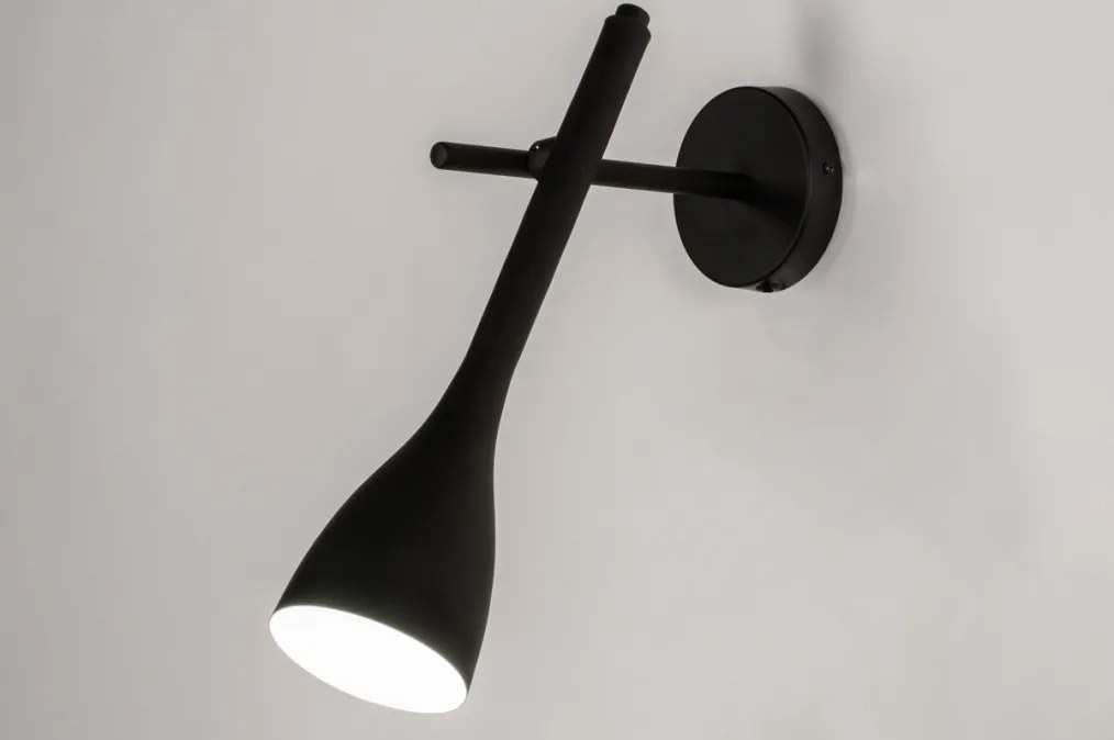 Nástěnné designové svítidlo do ložnice Sofa Black