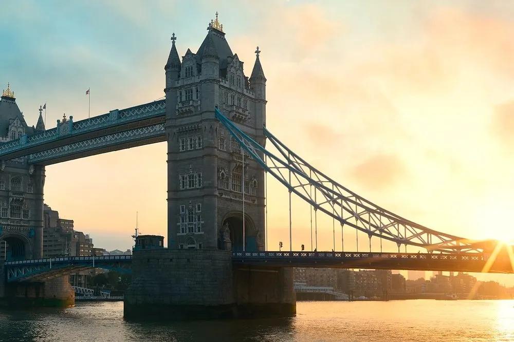 Samolepící fototapeta Tower Bridge v Londýně - 450x300 cm