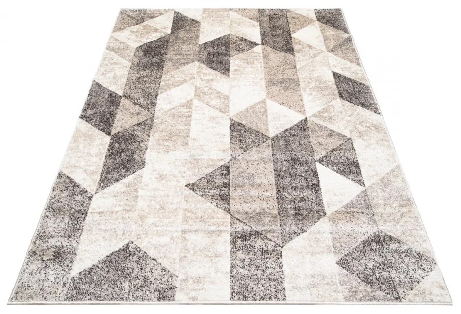 Kusový koberec Rela hnědý 120x170cm