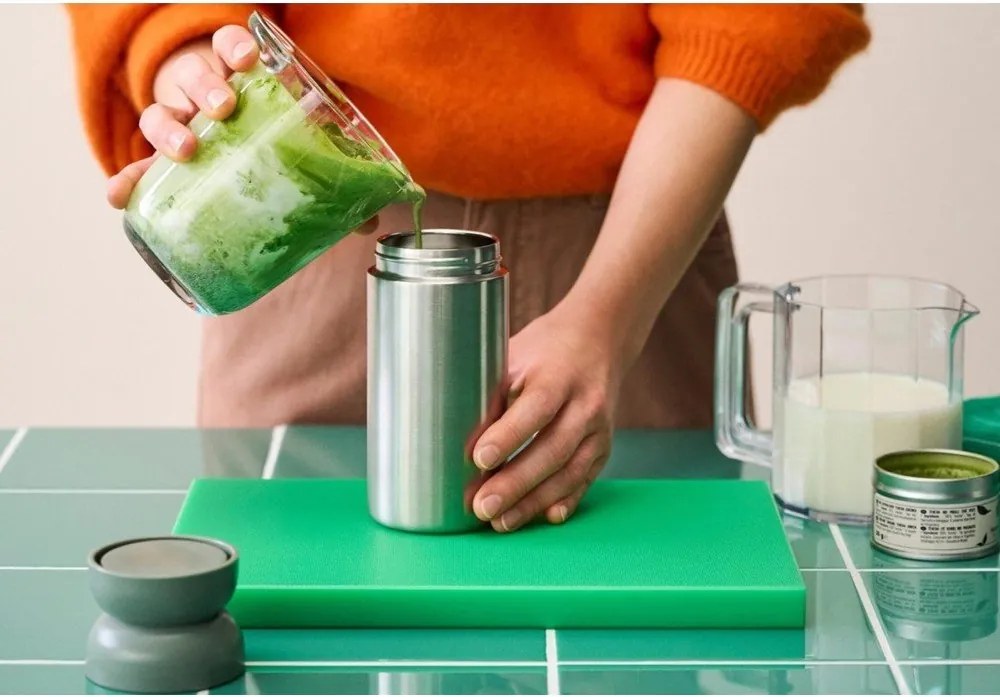 Termo hrnek z nerezové oceli ve stříbrné barvě/šalvějově zelený 350 ml Ellipse – Mepal