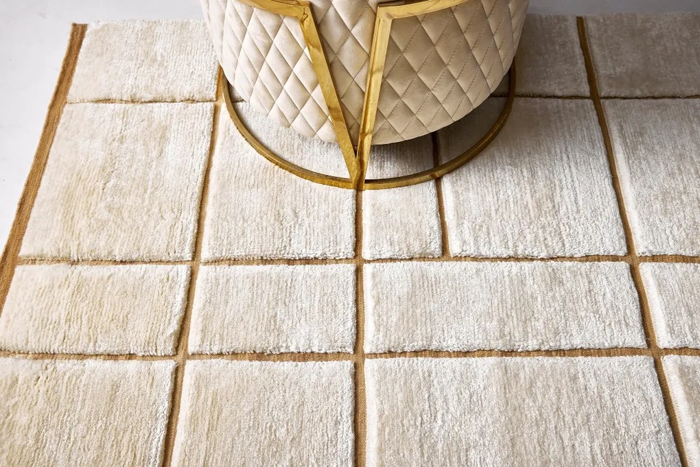 Diamond Carpets India, Ručně vázaný kusový koberec Radiant Mohair DESP P41 Mohair White, 120x170, béžová, ložnice